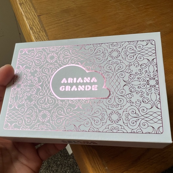 Ariana Grande | Other | Nib New Sealed Limited Edition Ariana Grande ...